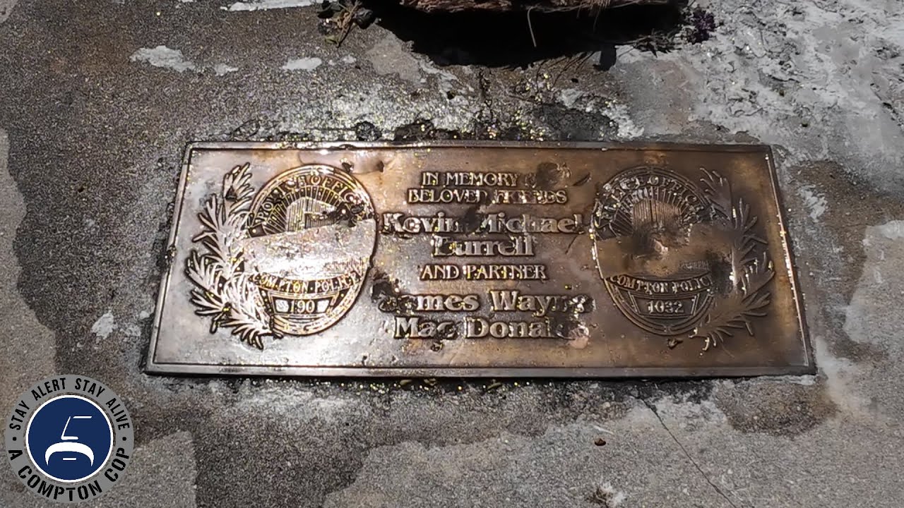 Execution of 2 Compton Police Officers - Kevin Burrell and James ...