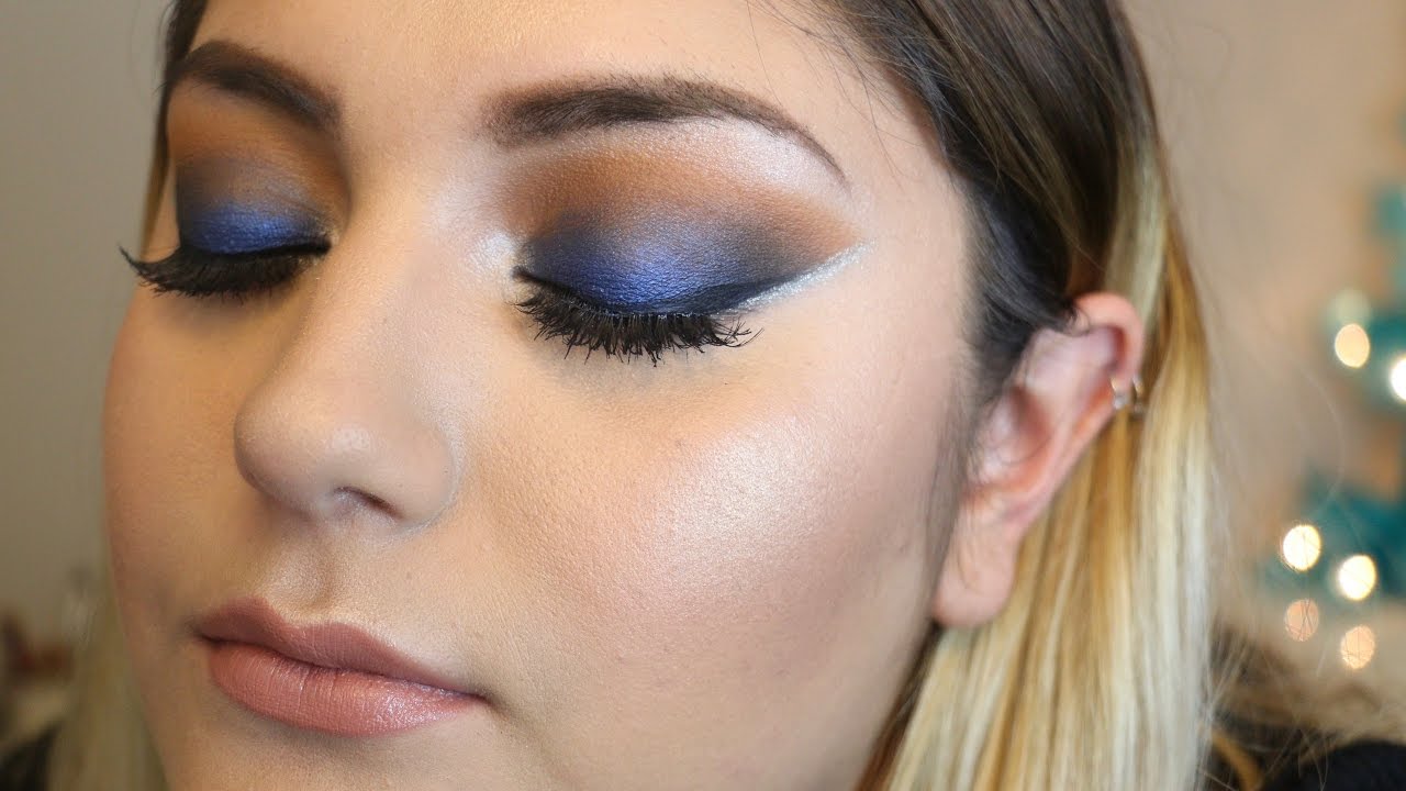 Metallic Blue Eyes | Makeup Tutorial - YouTube