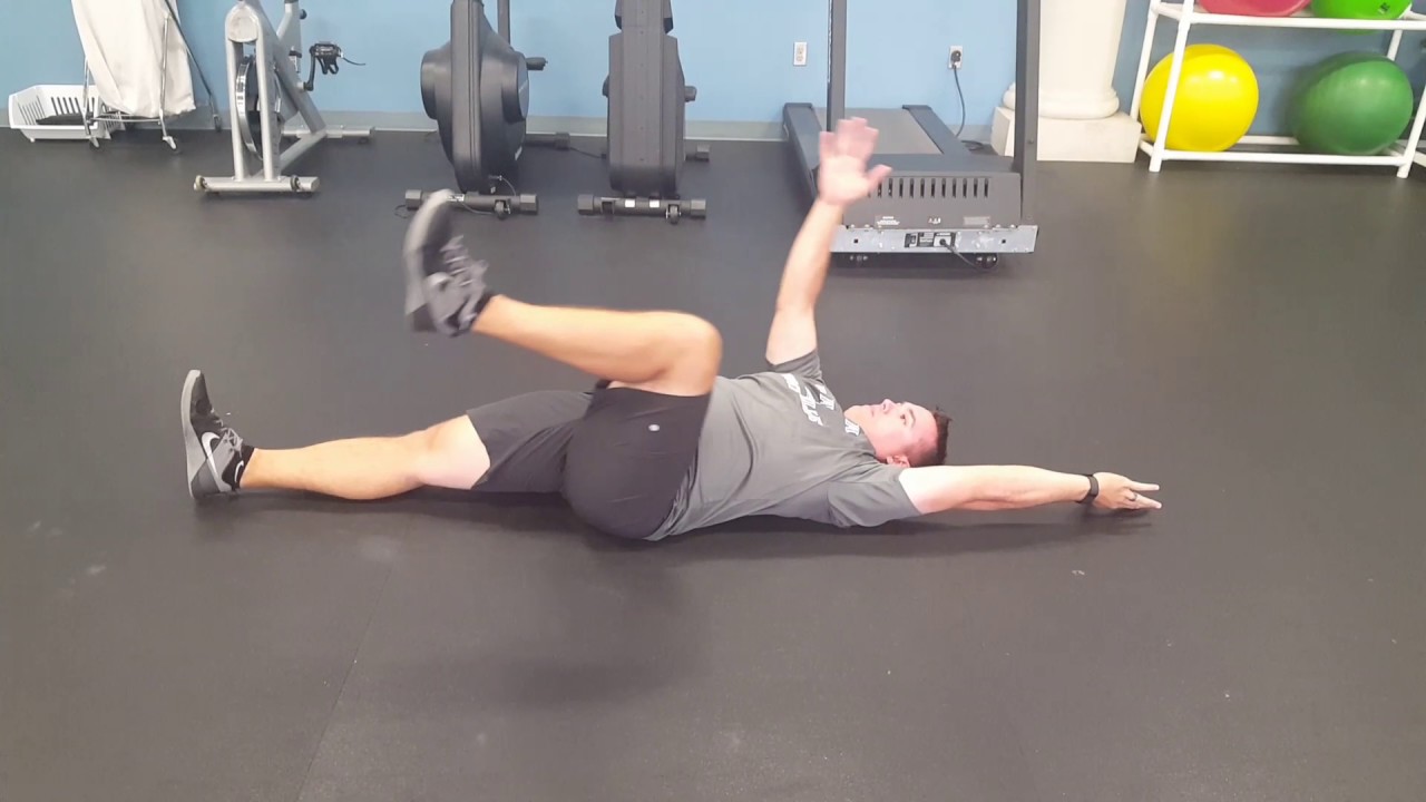 Dead bug opposite arm/leg - YouTube