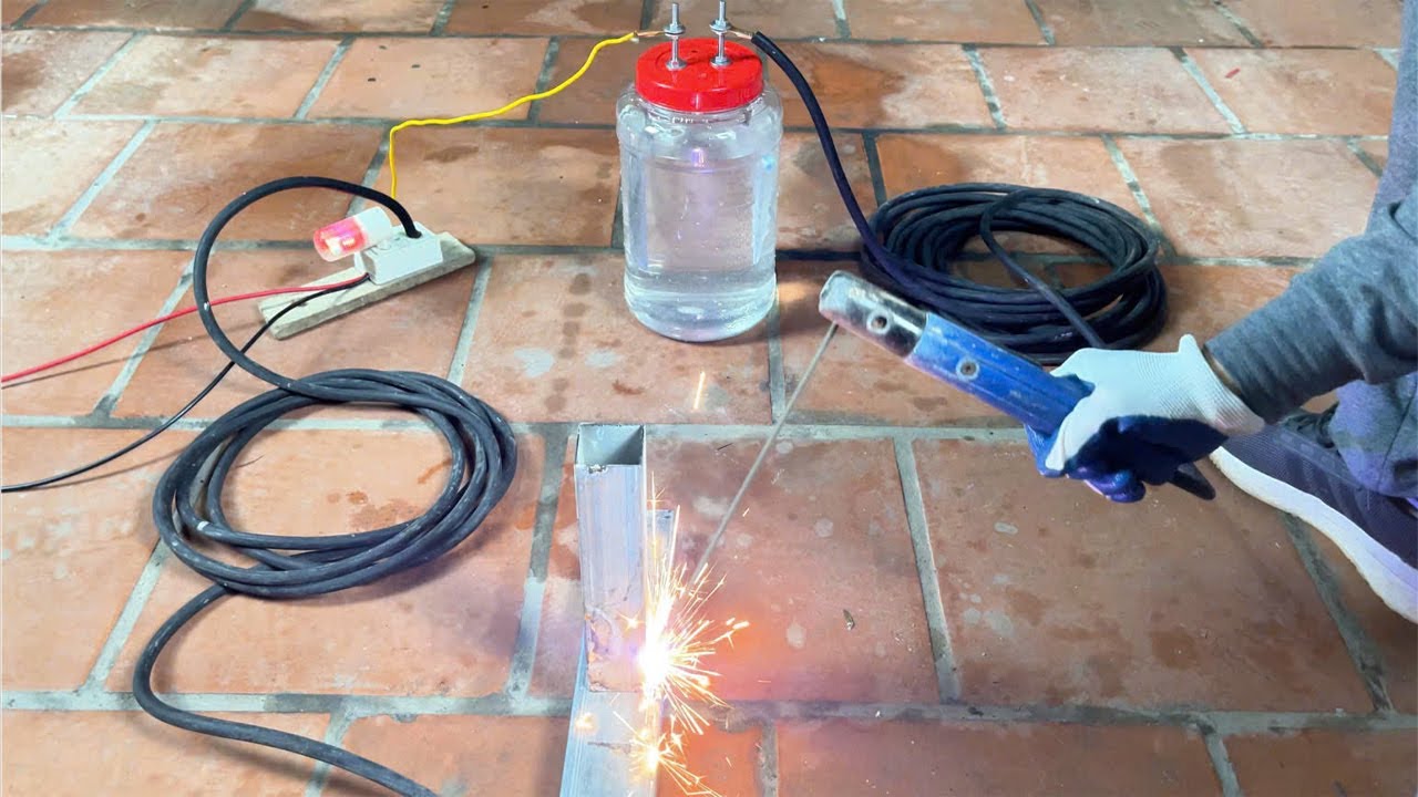 How to Make 230v Water Welding Machine With Salt! Diy Experiment ...