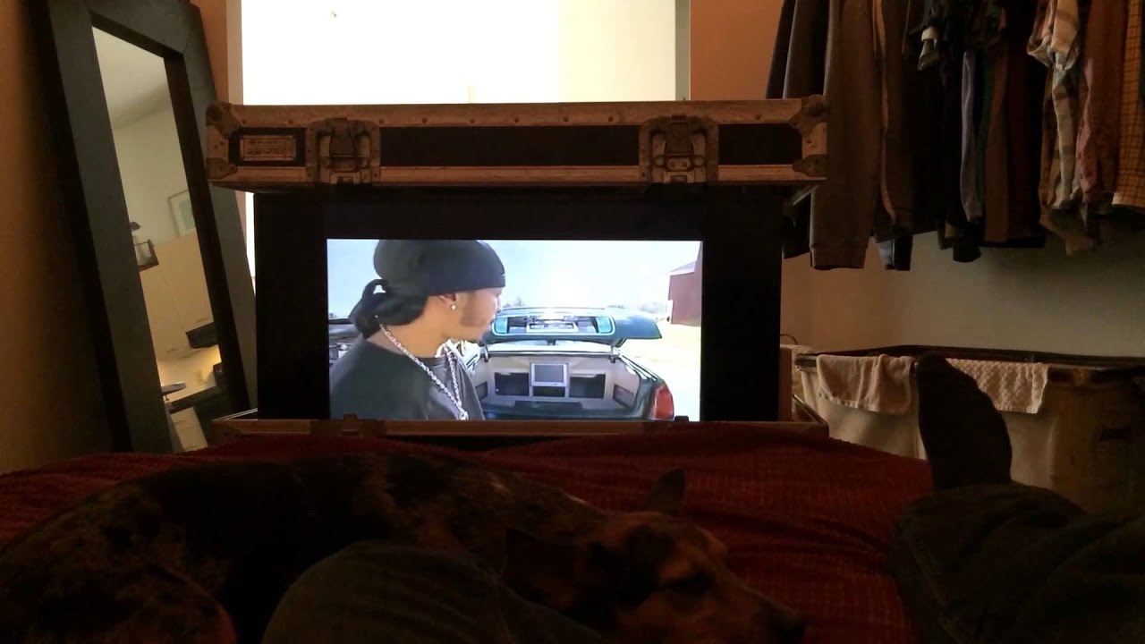 Raspberry Pi Powered Movie Box - MTV Cribs Demo - YouTube