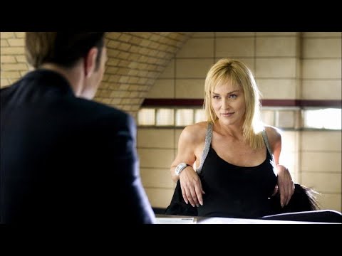 دكتور نفسى بيعالج كاتبه مهووسة بالمخاطرة والجن* , فا بيقع فى لعبه مغريه I ملخص فيلم Basic ...