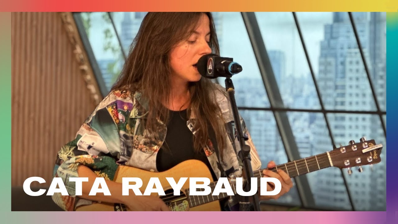 ¡Cata Raybaud se pasó por #VueltaYMedia para cantar en vivo! - YouTube