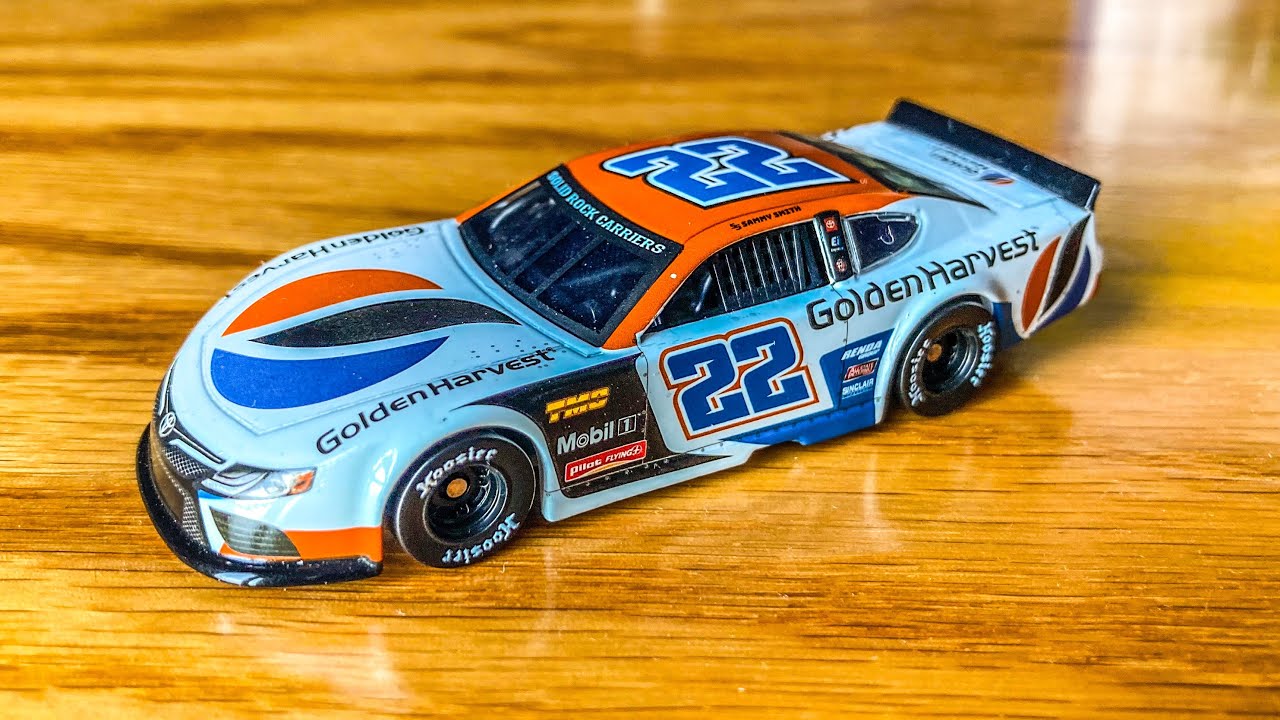 SAMMY SMITH GOLDEN HARVEST #22 LATE MODEL REVIEW | 1/64 SCALE - YouTube