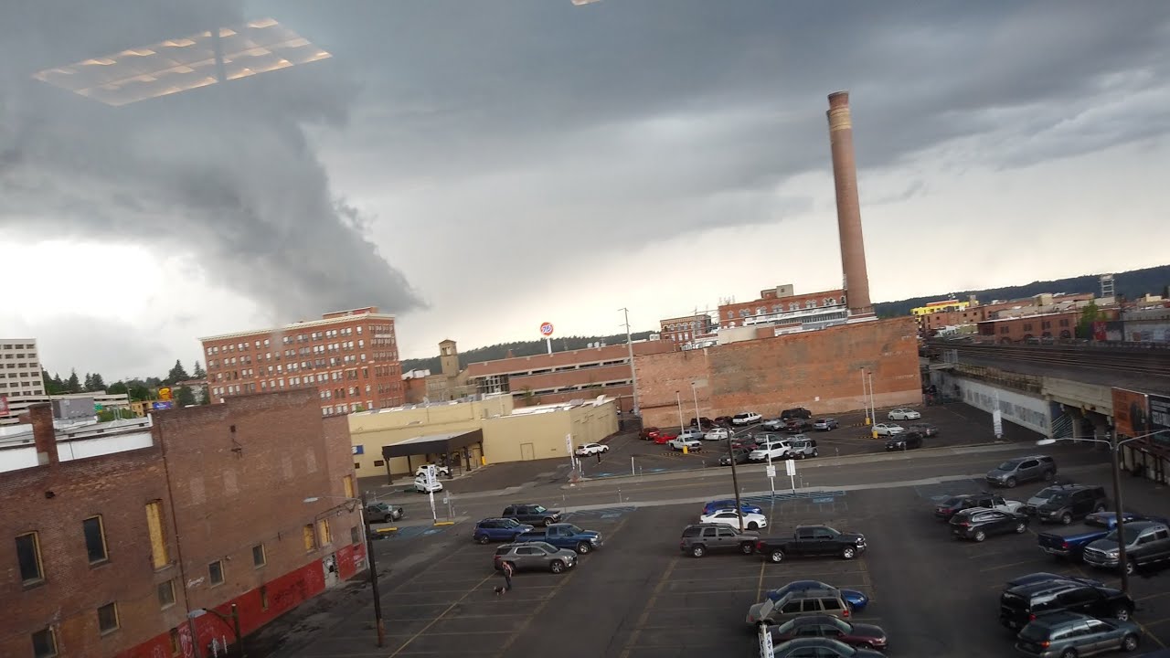 Tornado over Spokane! - YouTube