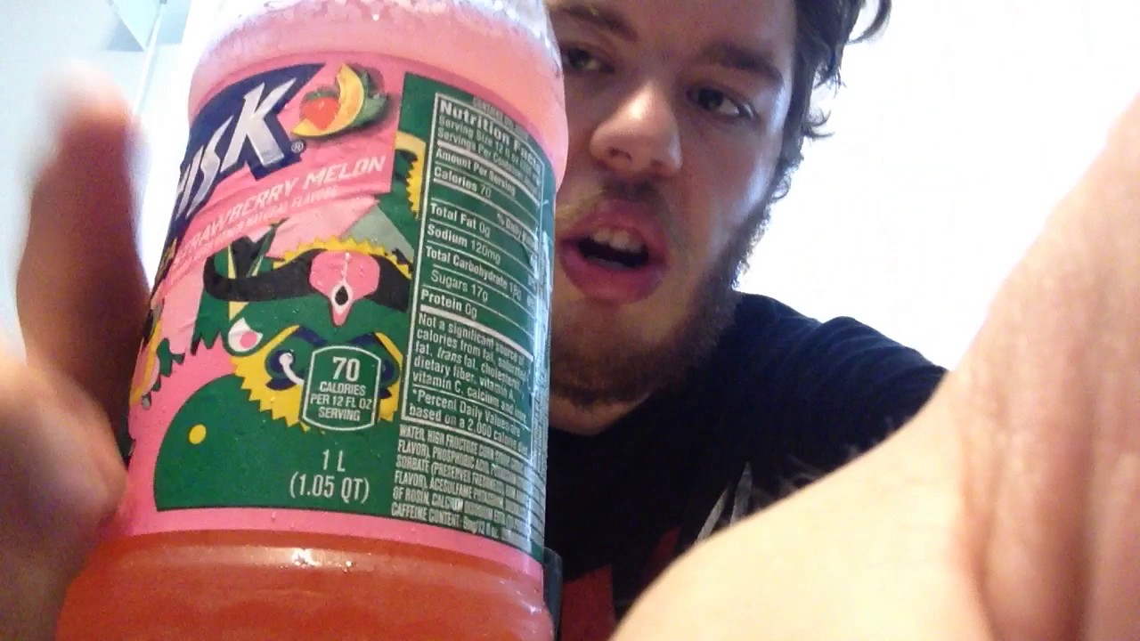 Brisk iced tea strawberry melon drink review - YouTube