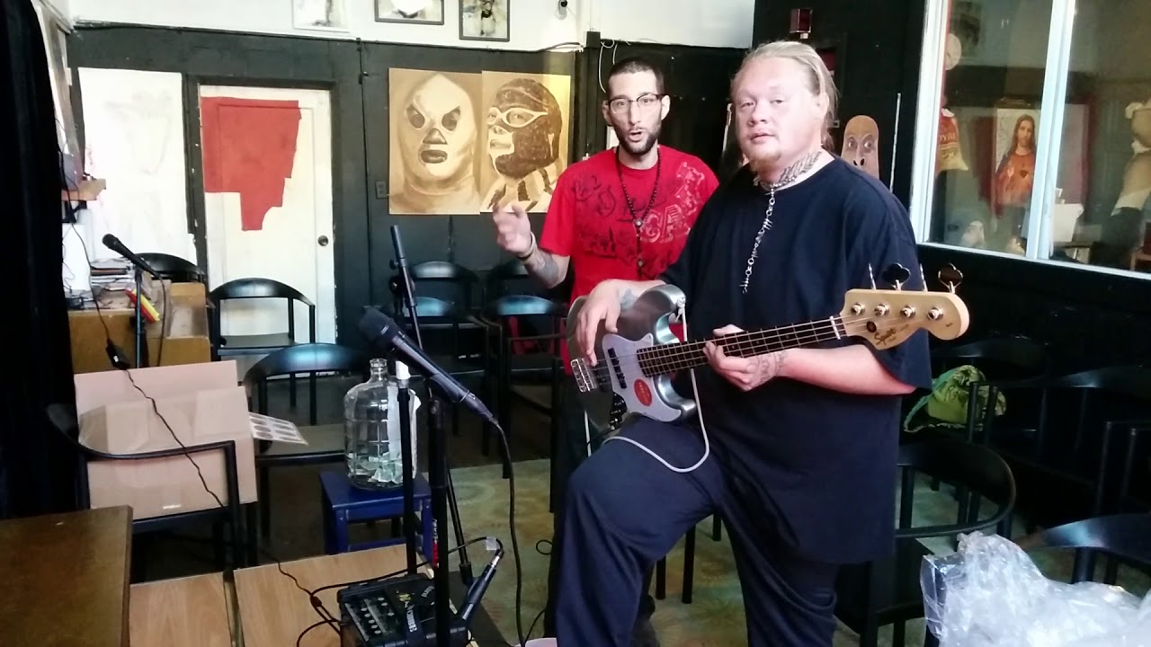 Stephen Santangelo introduces the band. - YouTube