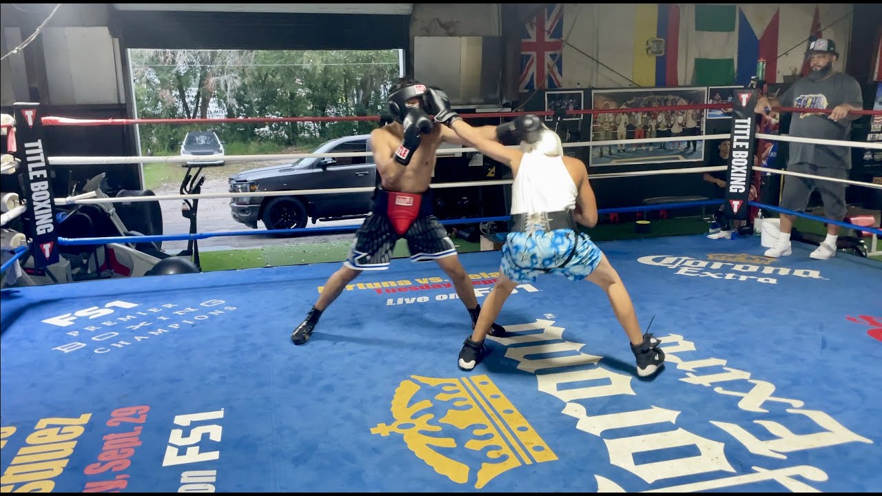 SPARRING AT THE BOXING GYM!!! - YouTube