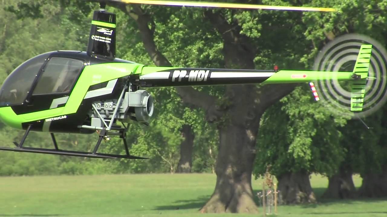 Vario Robinson R22 - YouTube