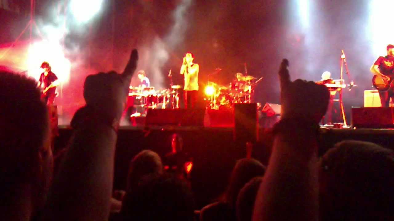 Cenas Ajenas - Vetusta Morla @ Pistas Fuente de la Niña, Guadalajara ...