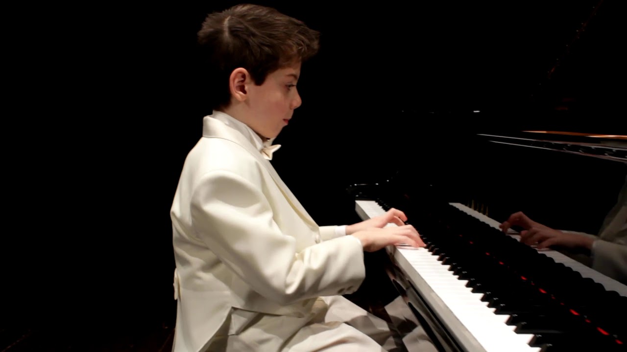 Daniele Leoni - Daydreaming, Official Videoclip - YouTube