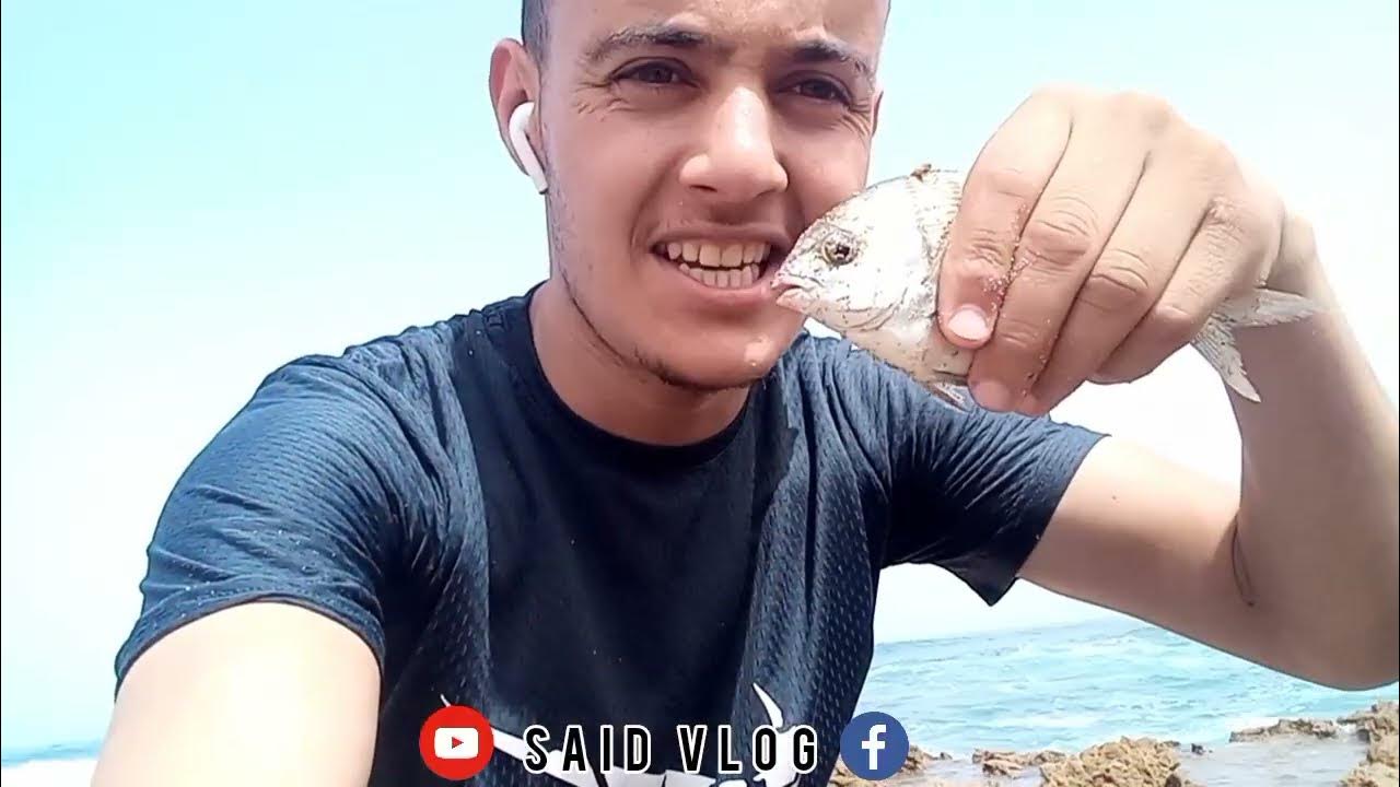 يوم كامل في البحروجدنا ثعبان توفى بسبب الحرارة المفرطة🔥 وأصطيدنا الاسماك وغامرت بحيات في