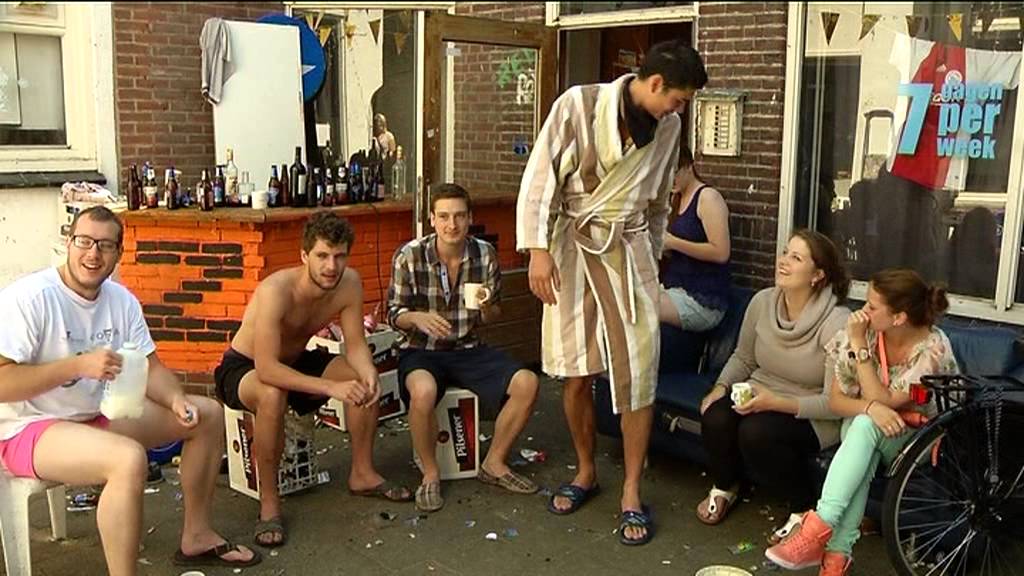 'Beste studentenhuis' in Eindhoven - YouTube