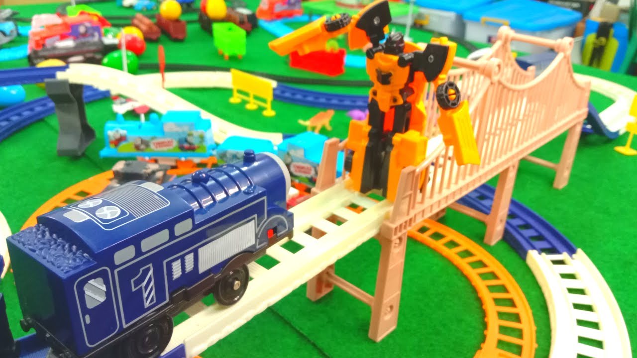 Bus Tayo Mini, Kreta Api Bisnis KAI Tarungdengan Kreta Api Pertamina ...