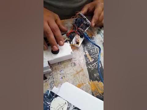 Laberinto con Arduino Uno, servomotores y módulo joystick MBLOCK - YouTube