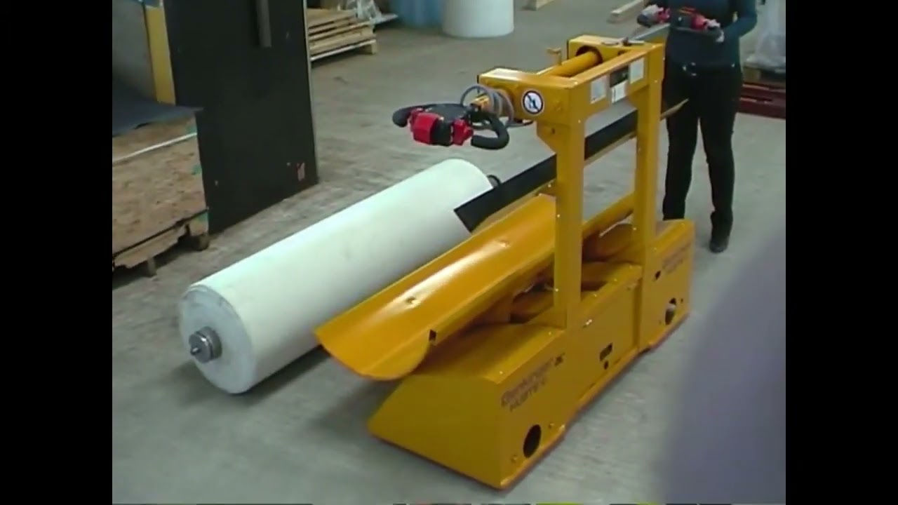 Genkinger Fabric beam transport truck, E WB - YouTube