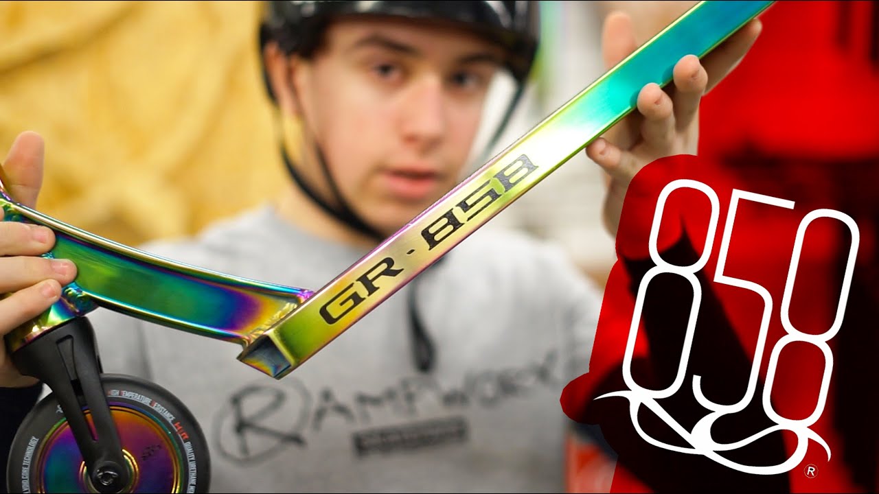 FIRST RIDE ON A BRAND NEW CUSTOM BUILD SCOOTER! - YouTube