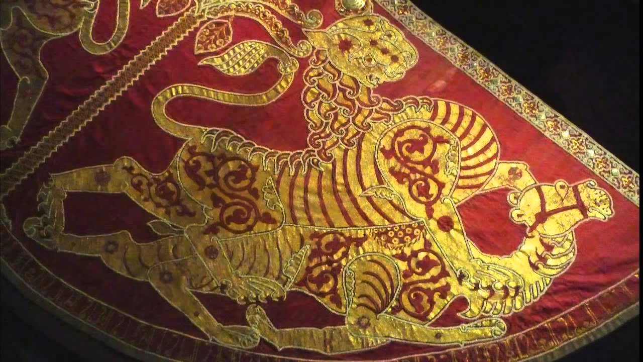 Коронационная мантия - YouTube