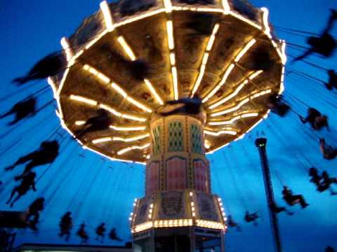 Wave Swinger or Waveswingers - Amusement Ride - YouTube