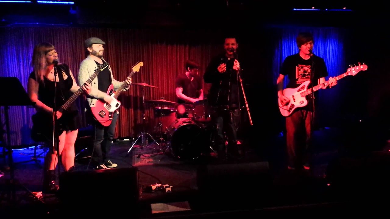 Molly's Lips / (New Wave) Polly (Nirvana Cover) - YouTube