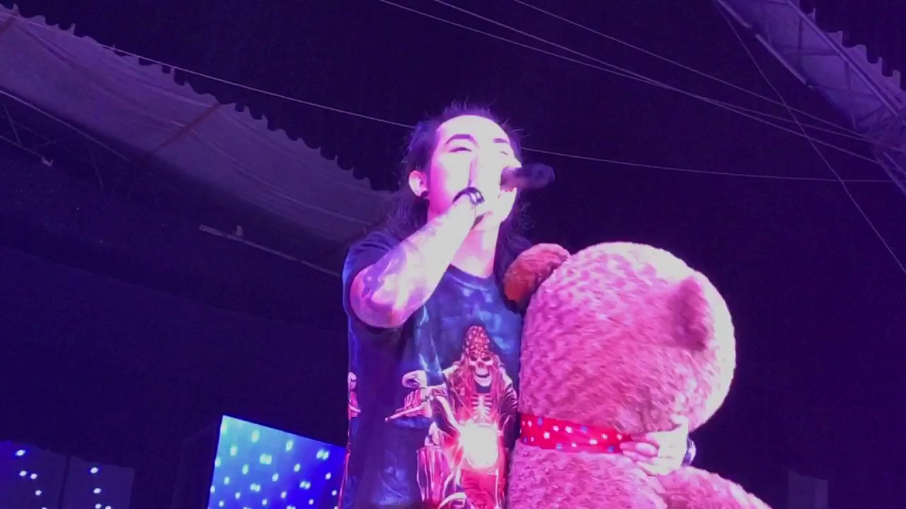 Swan Zarni - ဇာတ္ေတာ္ထဲမွာ အလြမ္းဆံုး 15.4.2017 - YouTube