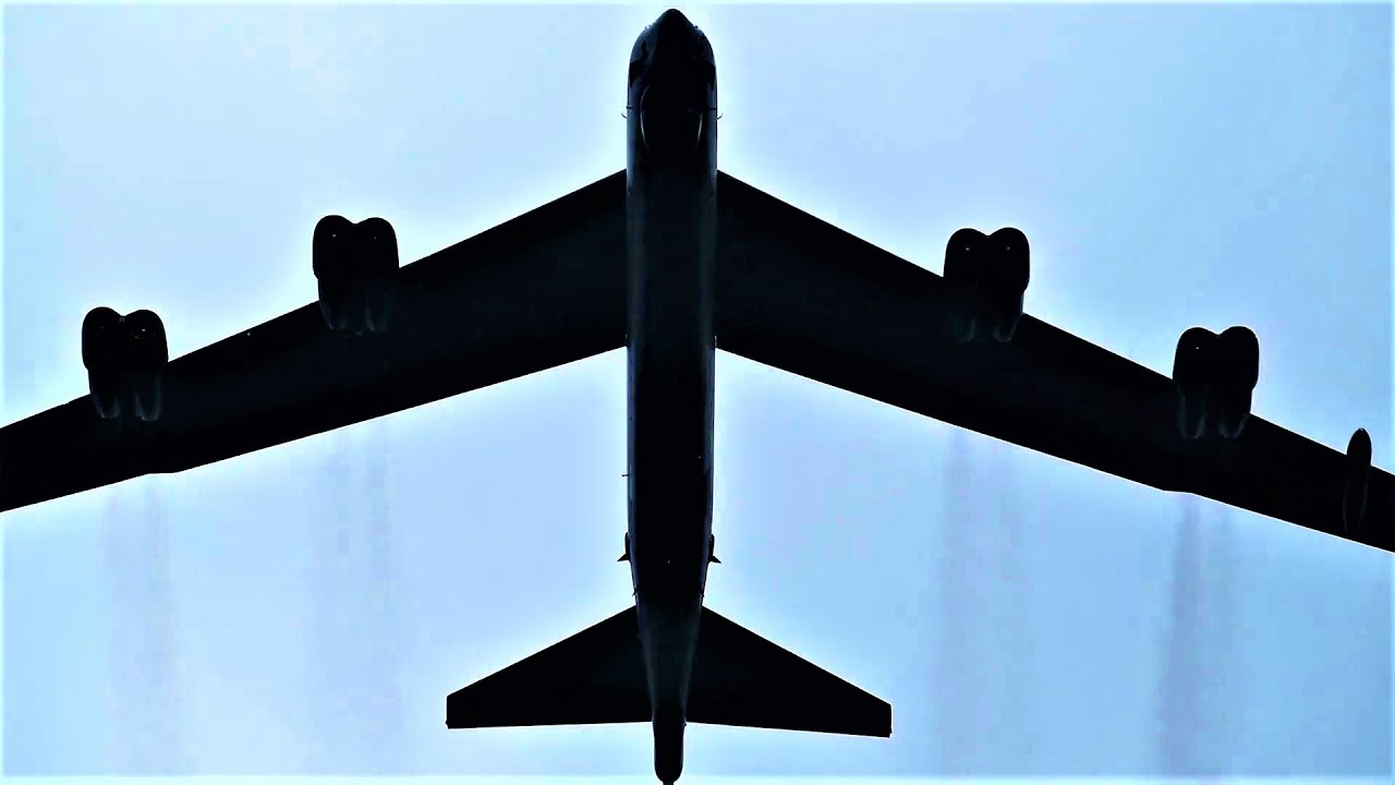 U.S. B-52s Low Pass Flyover Grafenwoehr, Germany | 2022 - YouTube