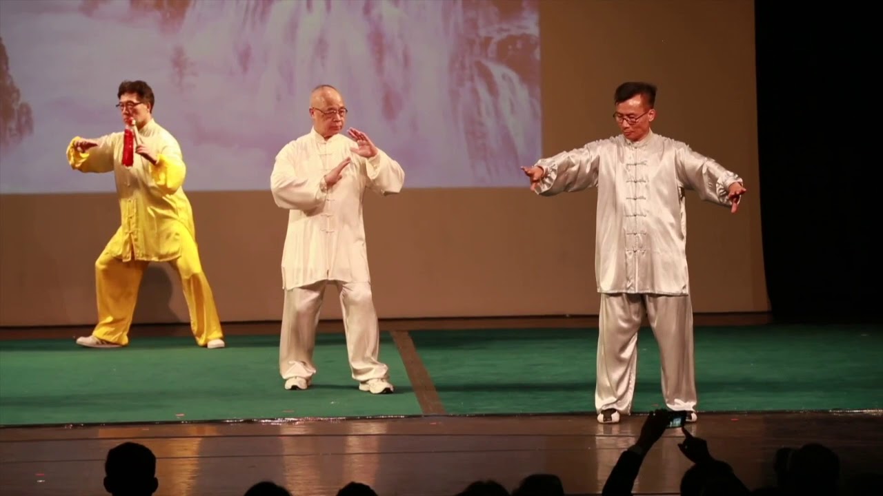 Ji Hong 30th Anniversary Gala 基宏30周年大汇演 # 9 Ji Hong Great Success for a ...