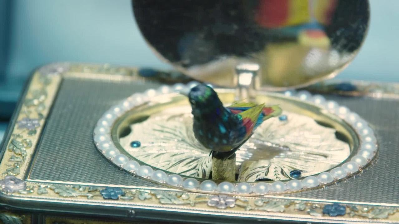 First Look: An Exceptional Pair of Singing Bird Boxes - YouTube