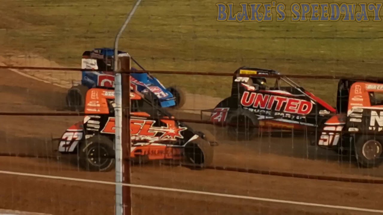 Huntly Speedway - International Midgets - 1/1/2020 - YouTube