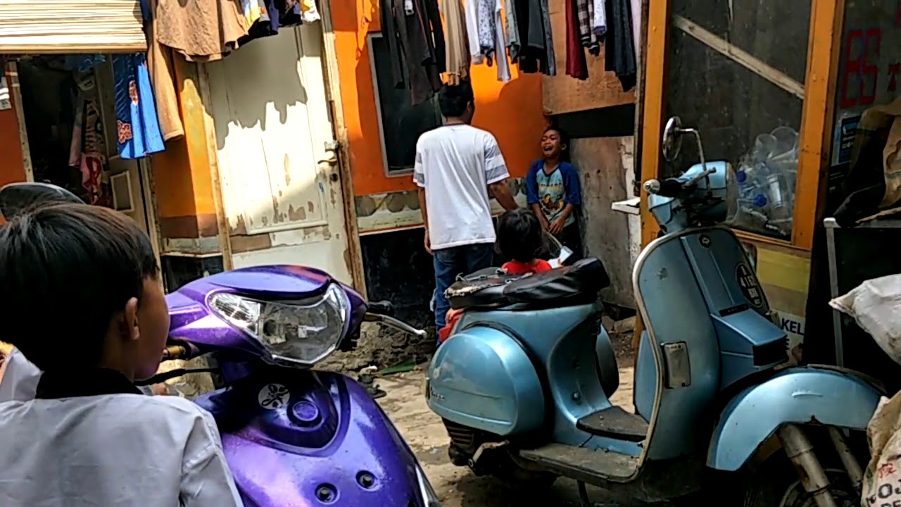 Anak kecil di gebukin - YouTube