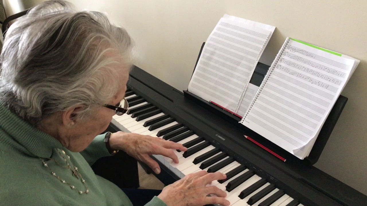 "Grey day in May" Performed by Molly Wheeler - YouTube