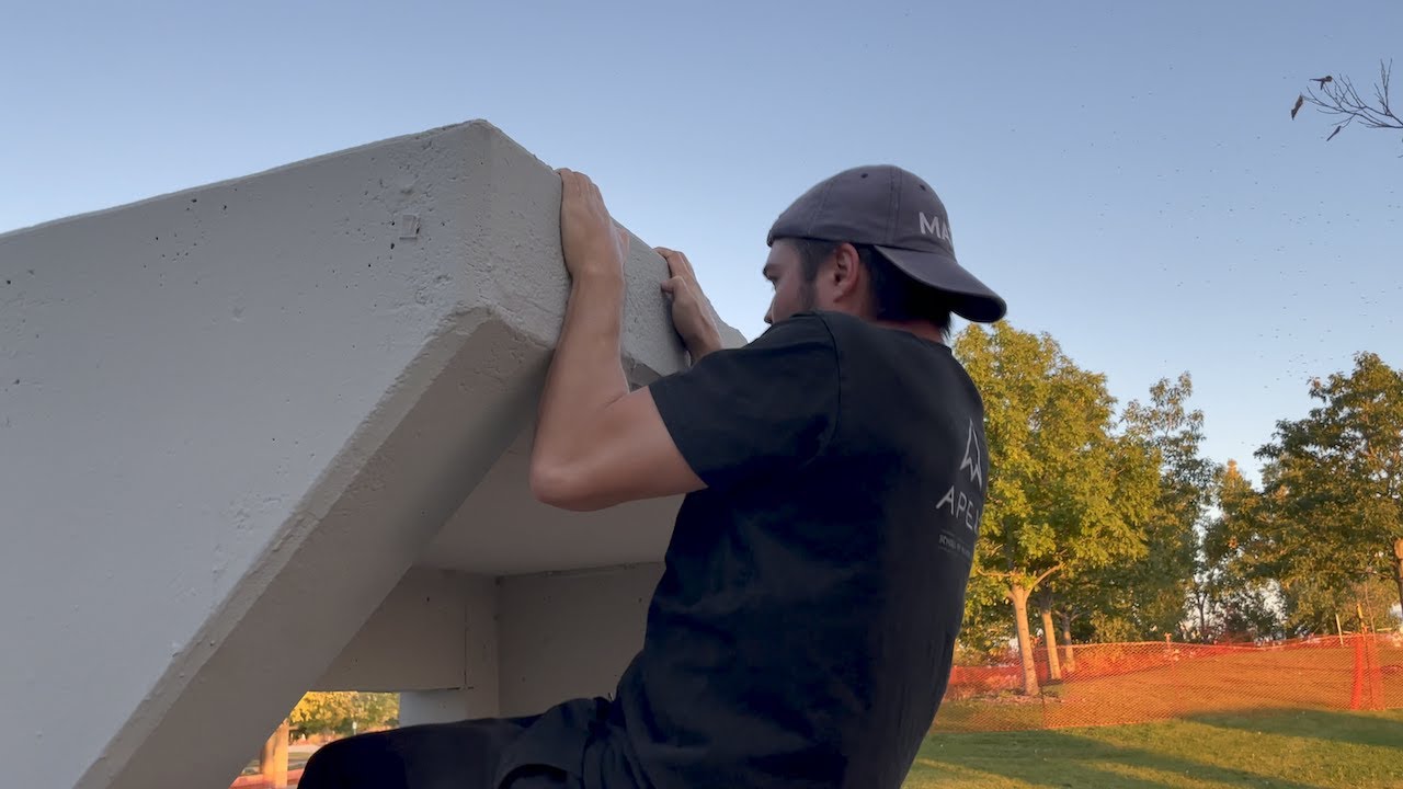 Ledge pull-up (fingertips grip) - YouTube