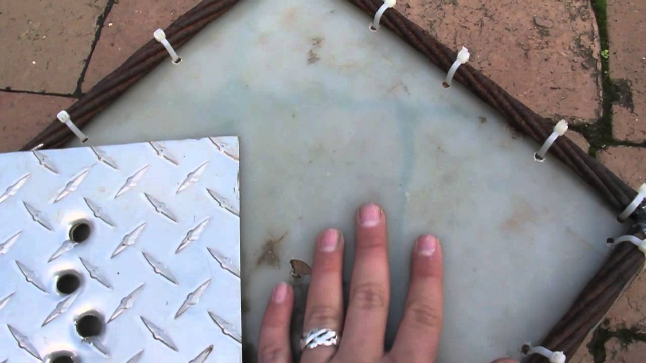 How To Make A Simple Target Stand - YouTube