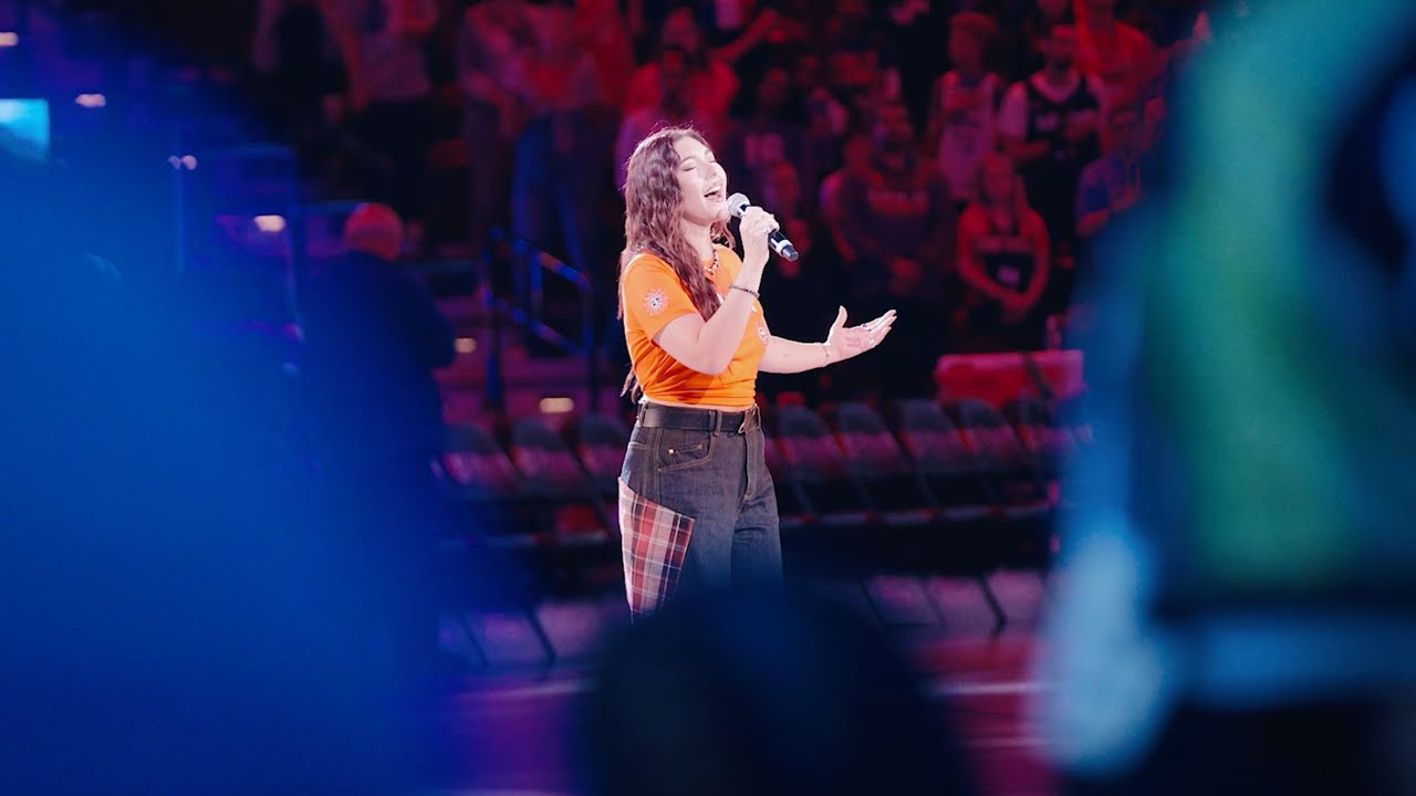 Taylor Felt WNBA National Anthem Connecticut Suns 8/30/25 - YouTube