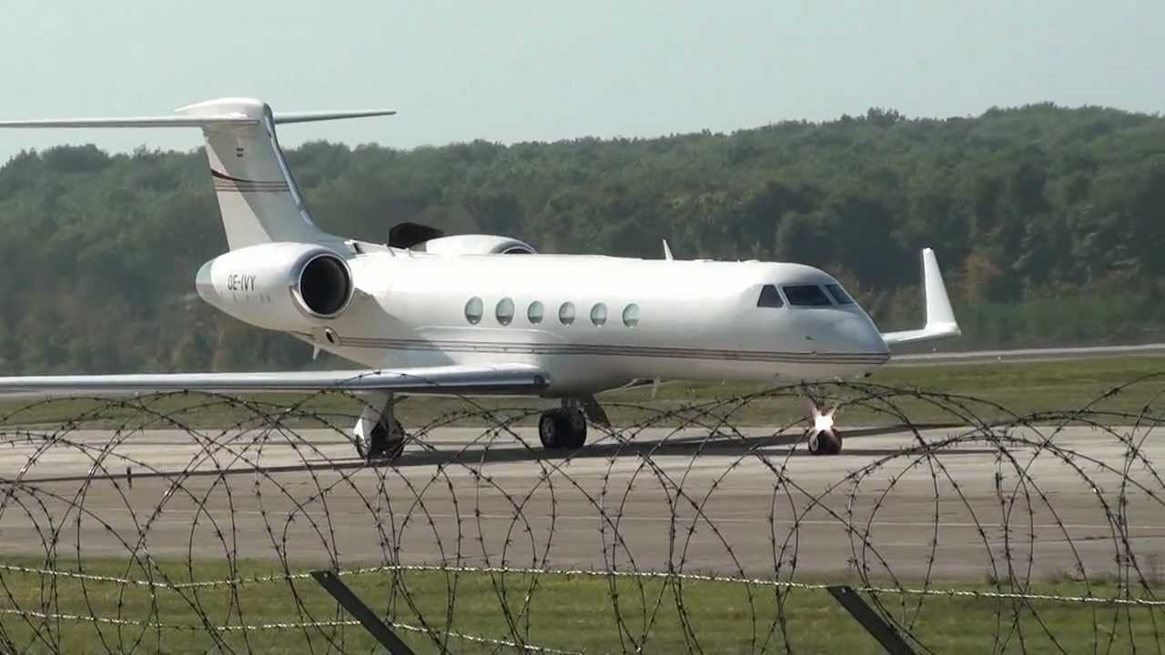Gulfstream G-V International Jet Management take off rwy 23 at Geneva ...