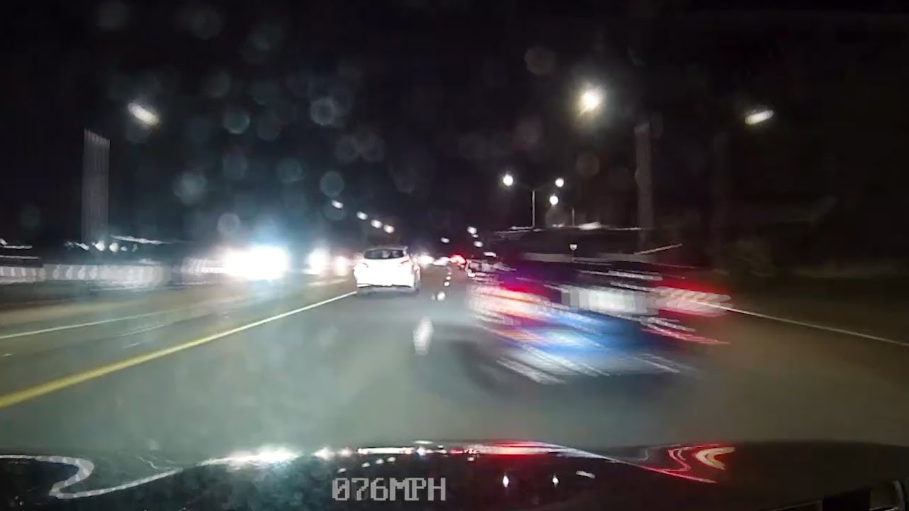 driving at night (time lapse) - YouTube
