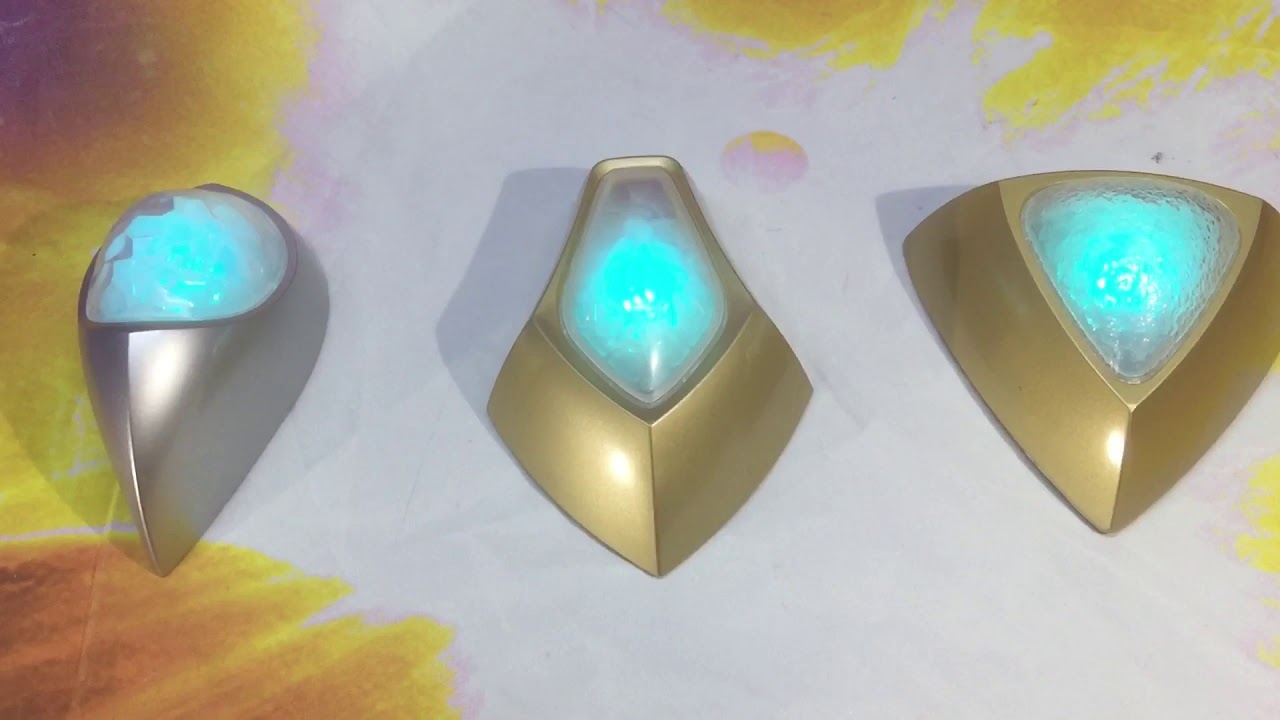 Bandai Hikaru Naru Ultraman Color Timer 1 ( Tiga / Dyna / Gaia ) - YouTube