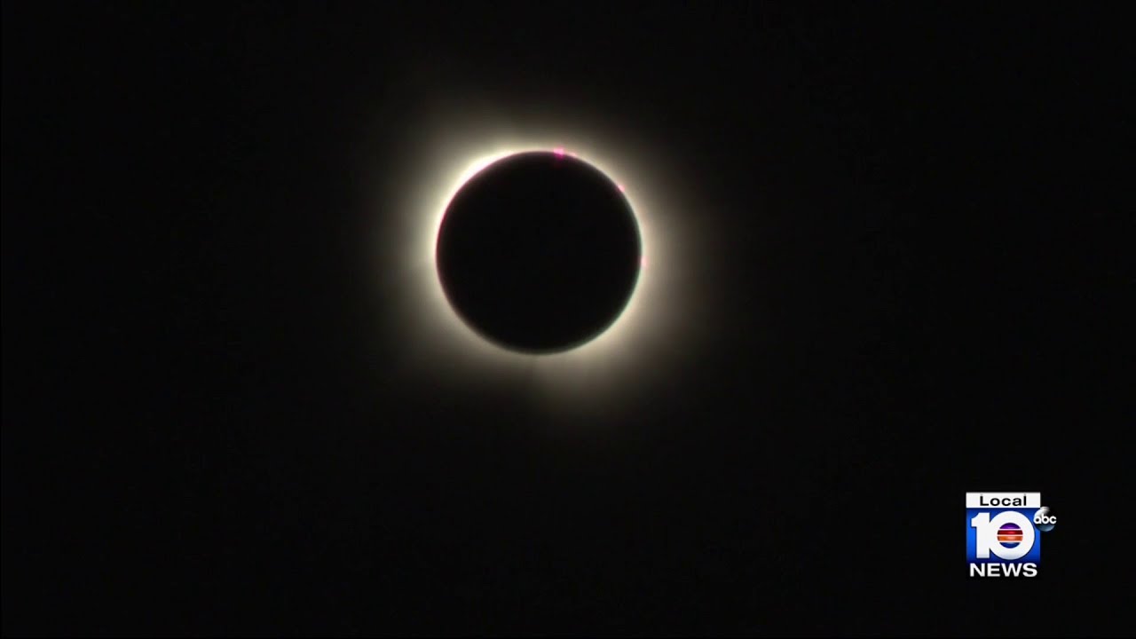 Solar eclipse: Texas gets 1st totality view in the US - YouTube