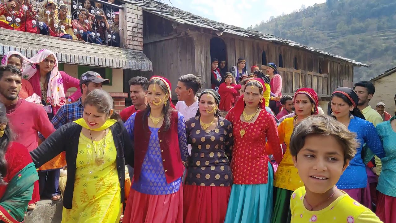 Jaunsari culture dance - YouTube