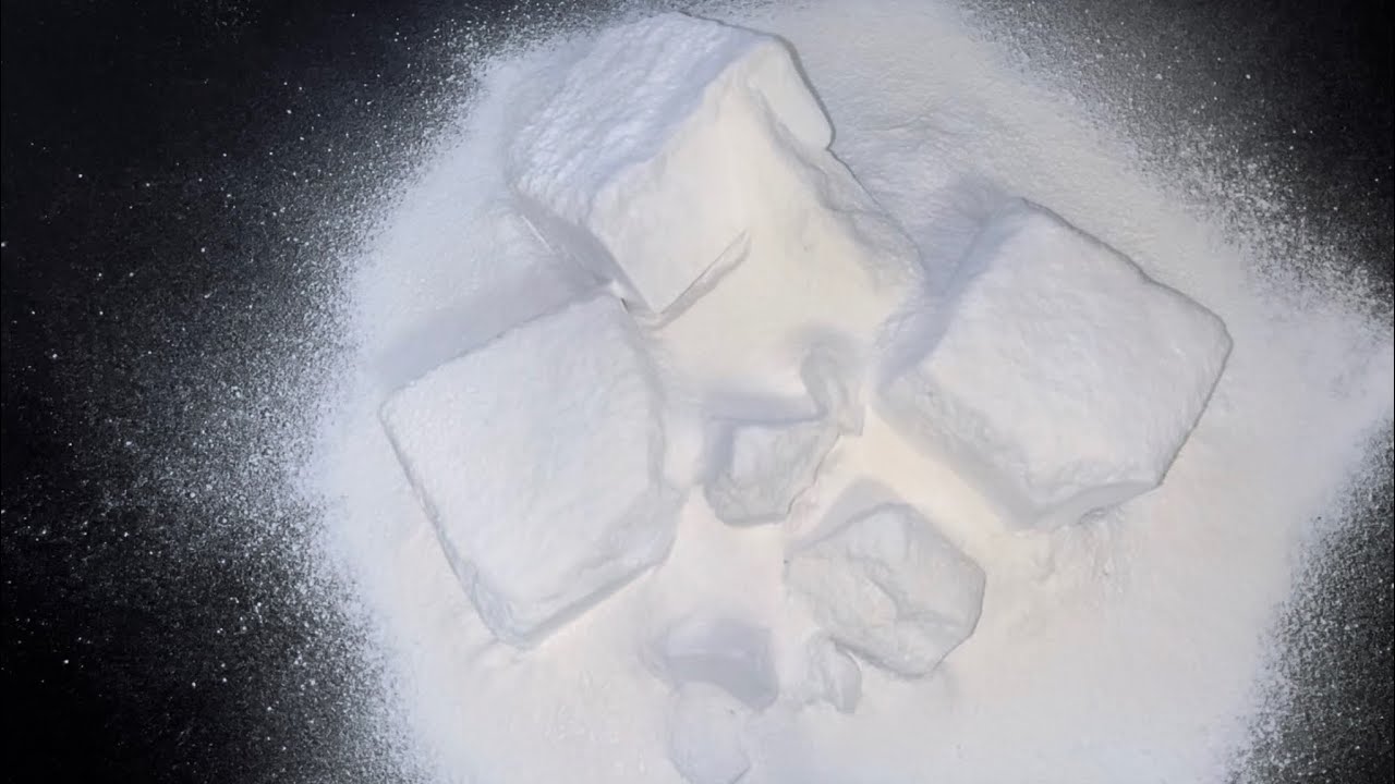 Fresh Sport Chalk Gym Chalk - YouTube