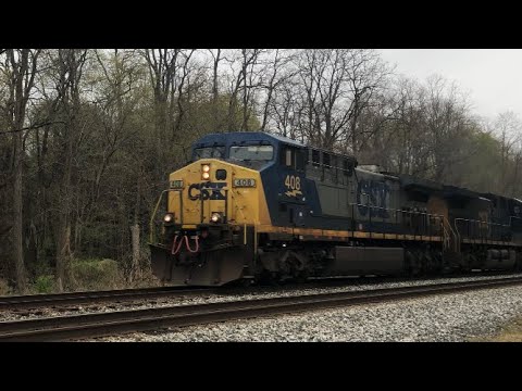 CSX 408 and 5117 pulls a coal train through Munroe Falls Ohio - YouTube