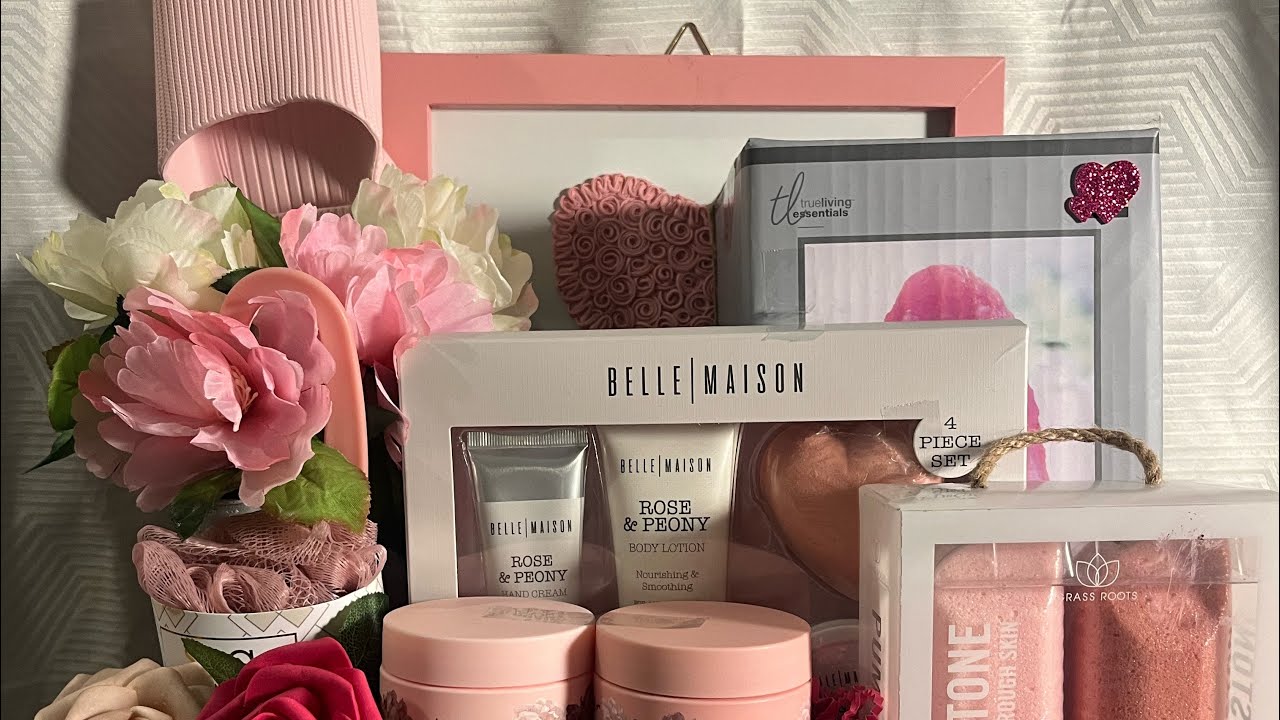 How To Shop Great Deals For Gift Basket Designers Walmart, Target ...