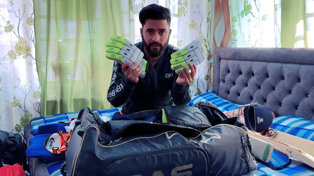 Unboxing My Kit Bag 😍 || #familyvlogs - YouTube