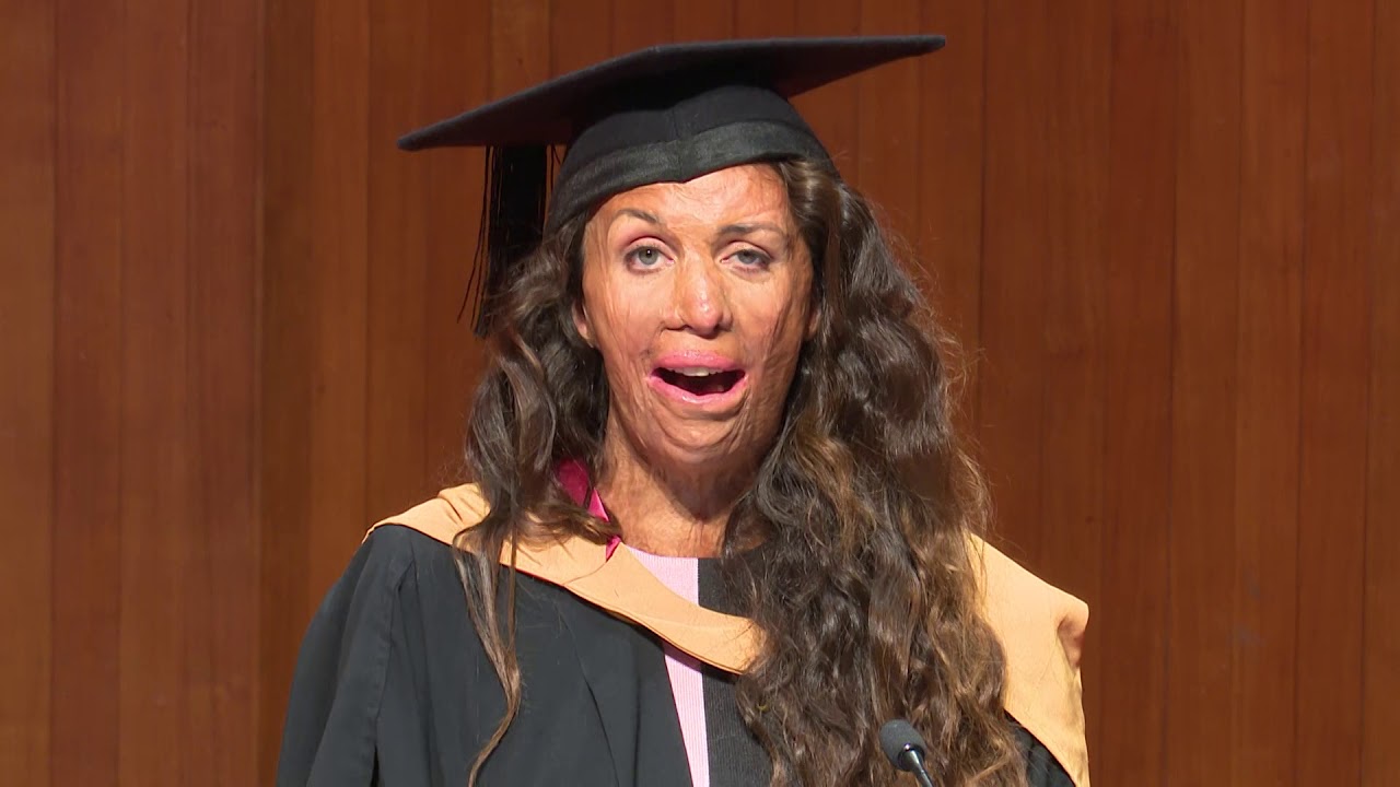 Turia Pitt talks to UNSW graduates about focus and resilience - YouTube