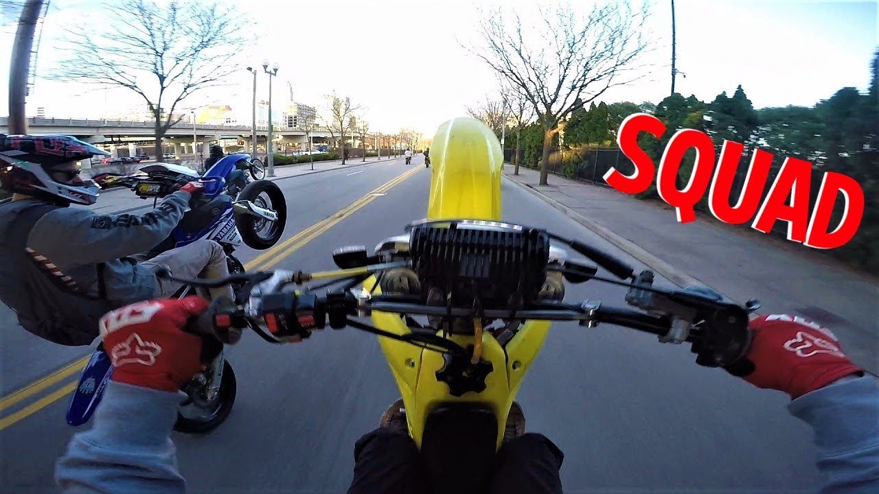 Street Legal 2 Stroke SHREDDING THE STREETS - YouTube