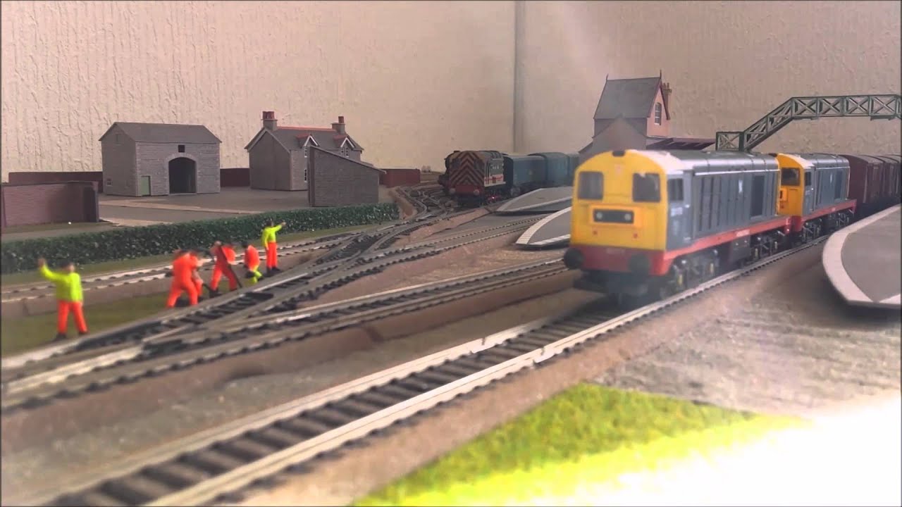 Lima L149974 Class 20 Diesels 20172 + 20173 Redmire & Wensleydale ...