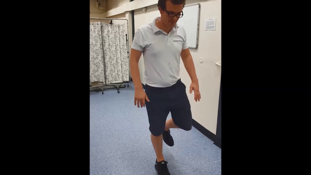 Single Leg Squat Un-Assisted - YouTube