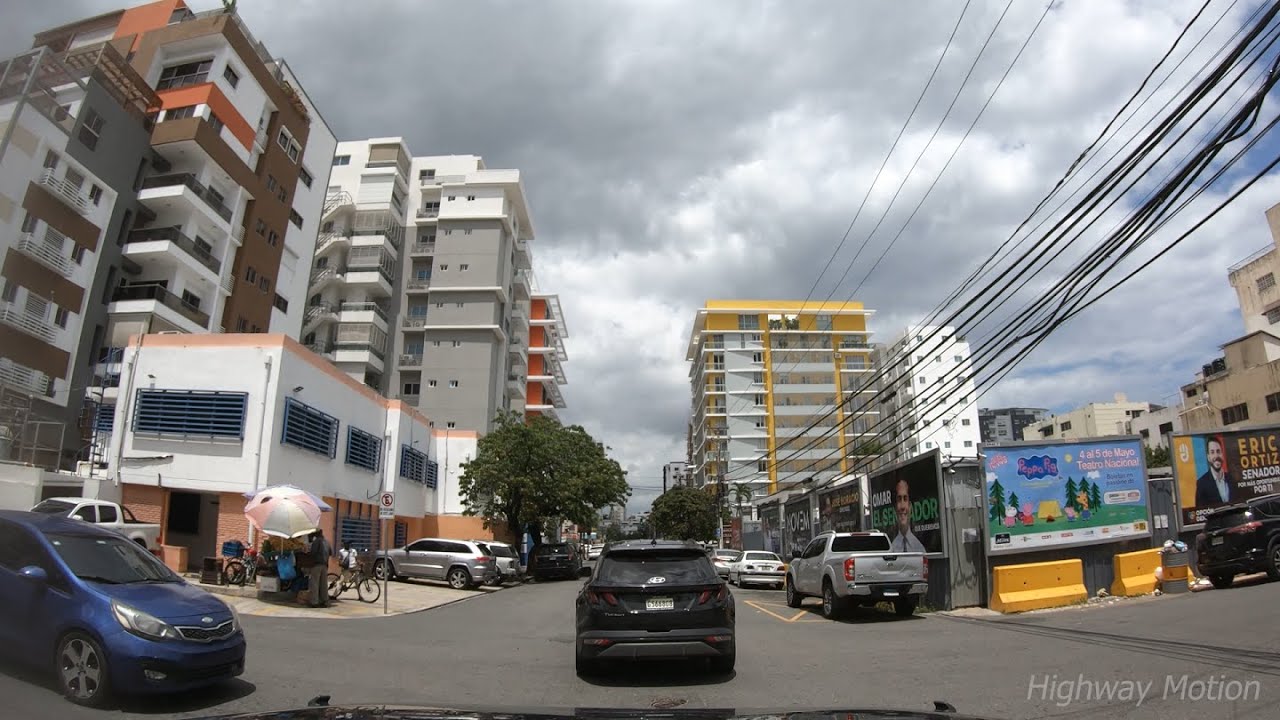 Calle Francisco Prats Ramírez, Santo Domingo - YouTube