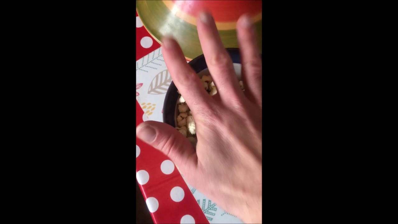 Life Hacks #11: How to easily make Popcorn at home - YouTube