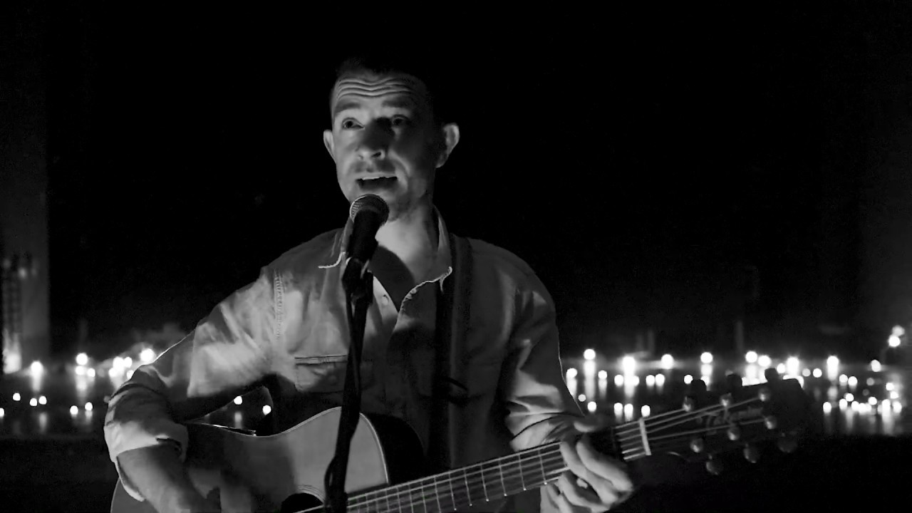 Barry Quinn performing The Otherside: One Song Series 048 - YouTube